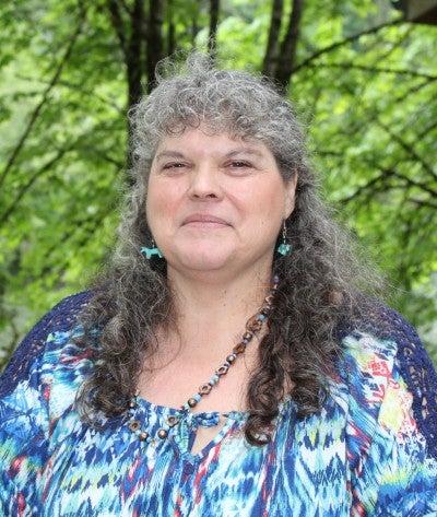Teresa Cavender | Oregon Culture Keepers Roster
